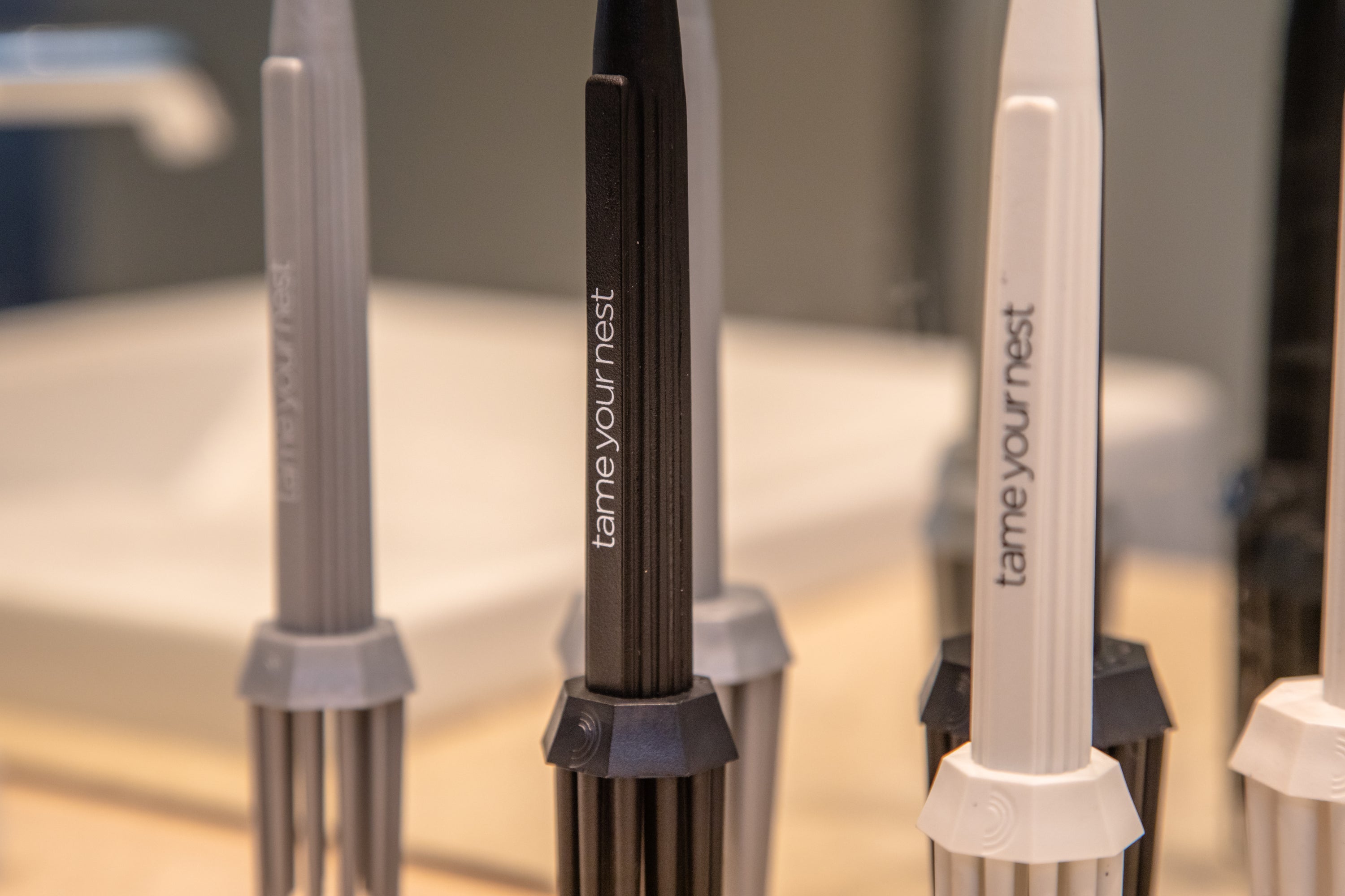 Tame Your Nest - Create Consistent Curls - Hair Curling Tool